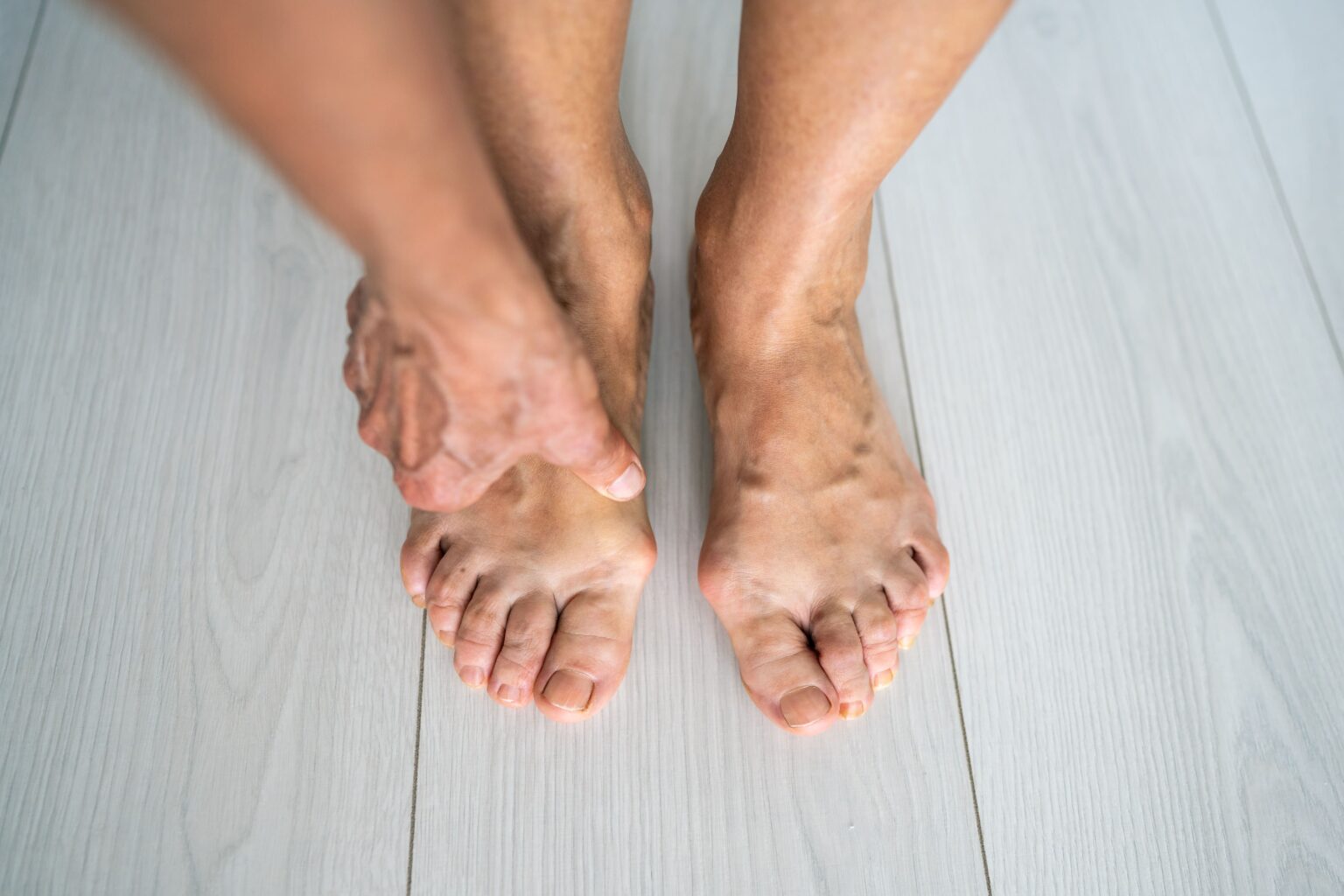 Fußarthrose behandeln - Schmerzlinderung & Mobilität | Arthrosezentrum